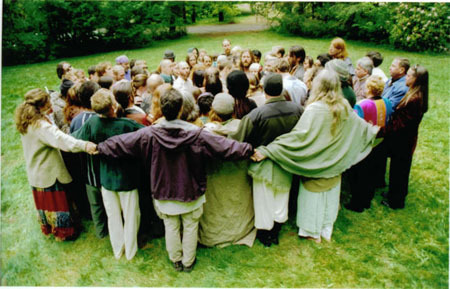 Drew: Grouphug | Londonist