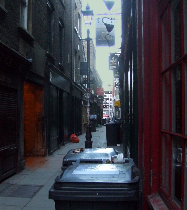 Londonist's Back Passage | Londonist