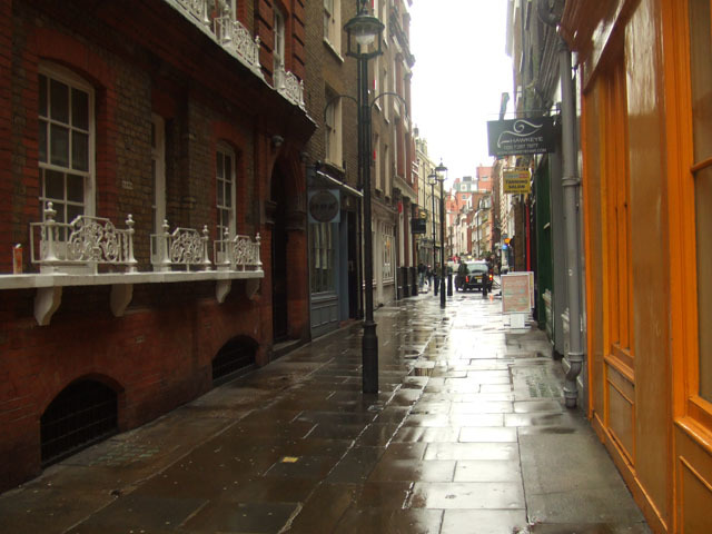 Londonist's Back Passage | Londonist
