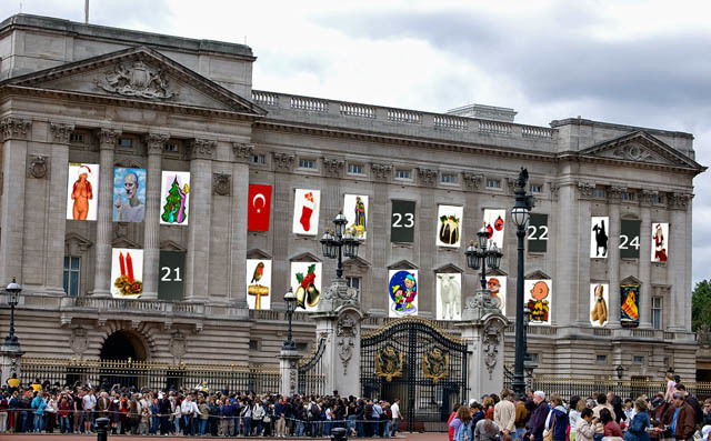 Touch Up London #75: A Royal Advent Calendar | Londonist