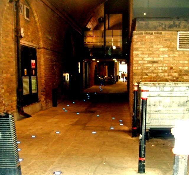 Londonist's Back Passage | Londonist