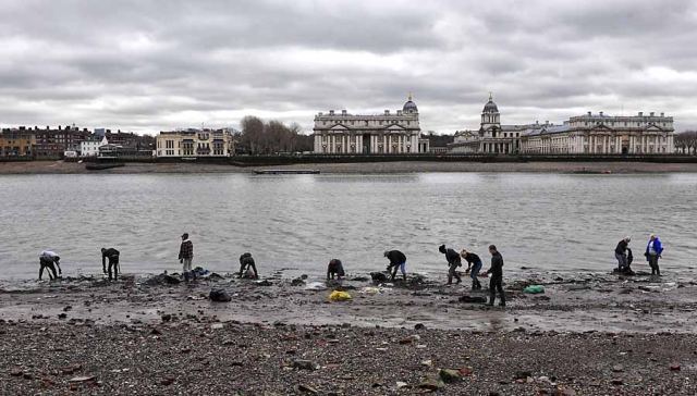 In Pictures: The Big Thames Cleanup | Londonist