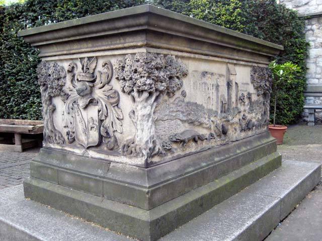 The Garden Museum: Trandescant Tomb | Londonist