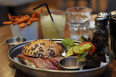 New Restaurant Review: Guerilla Burgers | Londonist