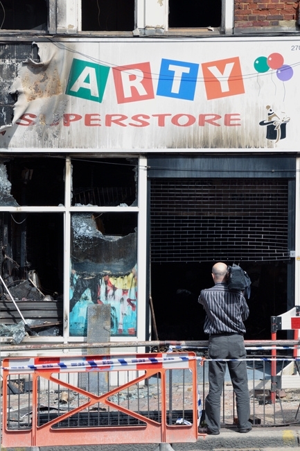 Police Withdrew From Clapham Junction During Riots | Londonist