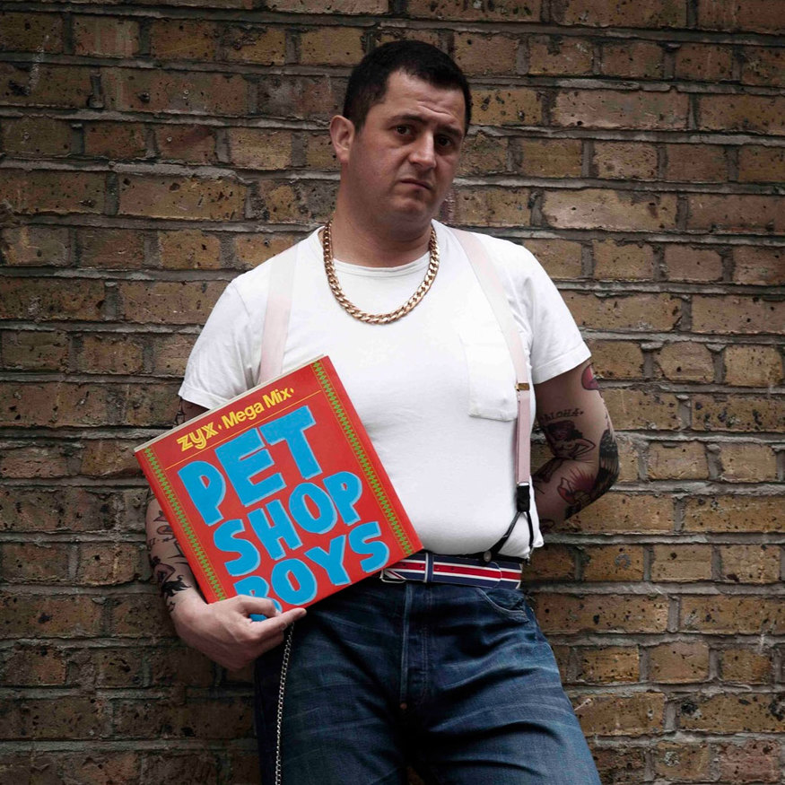 Comedy Review: Tony Izzett & Friends @ Camden Fringe | Londonist