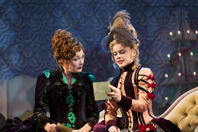 Theatre Review: The Magistrate @ The National Theatre | Londonist