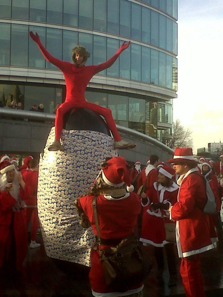 In Pictures: SantaCon 2012 | Londonist