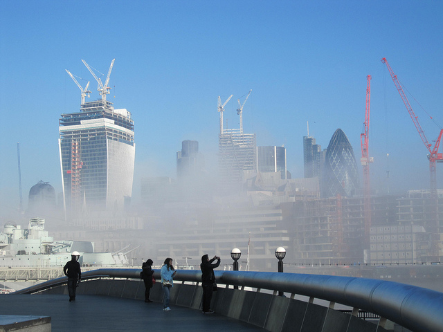 In Pictures: London Wakes To Thick Fog | Londonist
