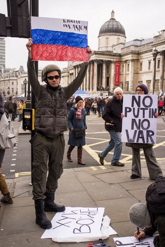 Ukrainians Protest Outside Russian Embassy | Londonist