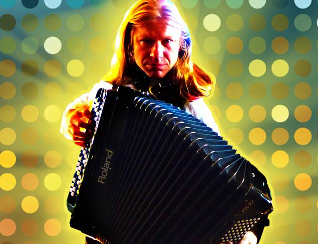 Irving Berlin To Oasis: It's A One Man Band Dance Party | Londonist