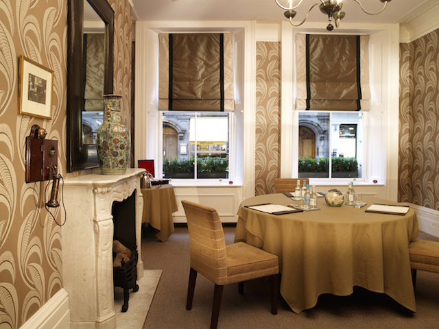 London's First Ever Telephone Call | Londonist