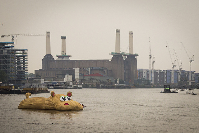 60 Second Video: HippopoThames | Londonist