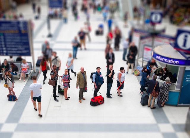 Friday Photos: Join The Queue | Londonist