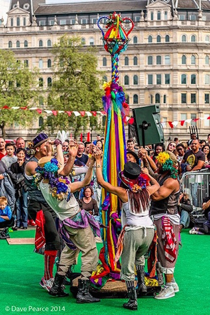 Friday Photos: Maypoles And Morris Dancing | Londonist