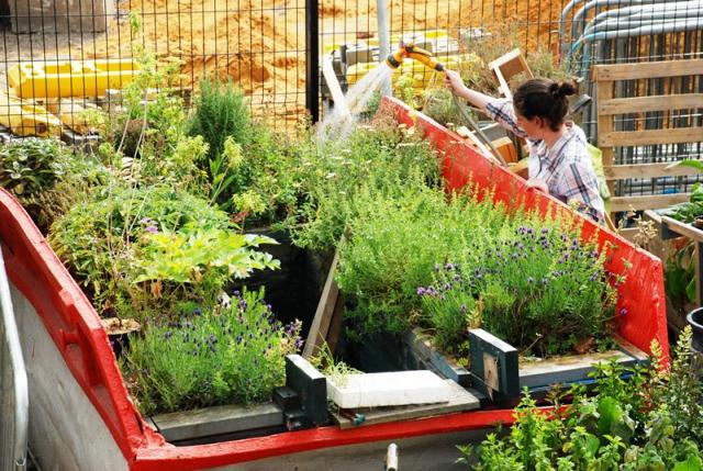 Hope, A Skip And A Jump At King’s Cross | Londonist