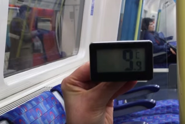Video: How Warm Is A Tube Train In Winter? | Londonist