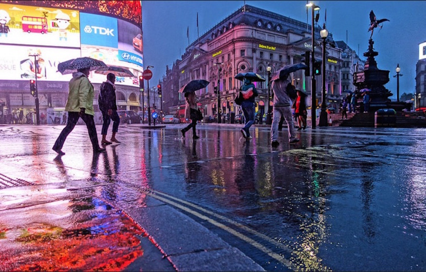 Best Of Londonist: Trippy Snacks, Fry Ups And Dinosaurs | Londonist