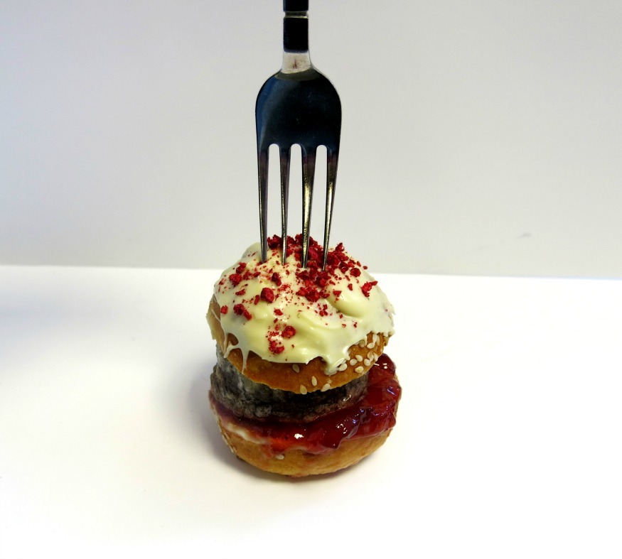 Deep Fried Creme Egg ‘Burgers’ Are Coming To London This Easter | Londonist