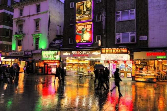 The Best Songs About London In The Rain | Londonist