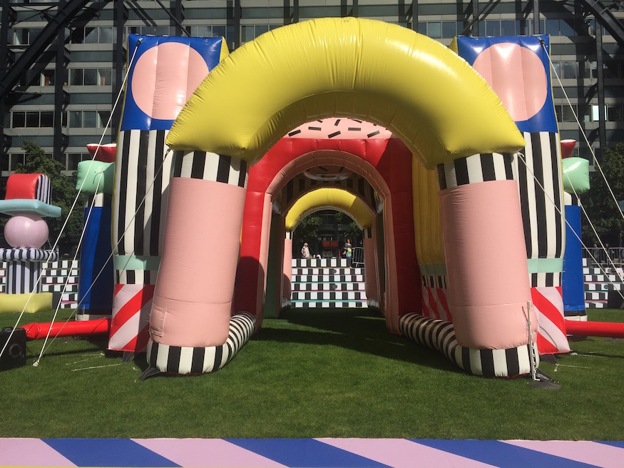 Check Out This Gaudy Inflatable Sculpture In Broadgate | Londonist