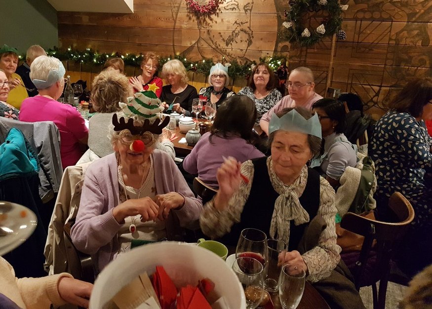 London's Weird And Wonderful Drinking Traditions | Londonist