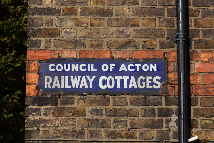 In Pictures: The Mind-Boggling Variety Of London Street Signs | Londonist