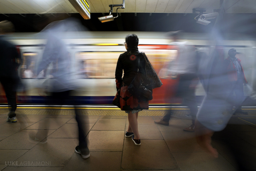 15 Stunningly Atmospheric Photos Of The Tube | Londonist