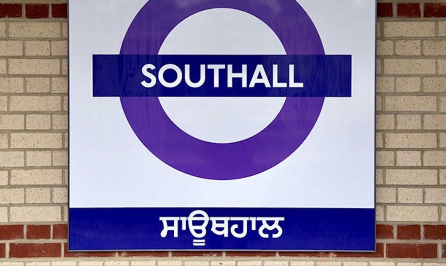 London's Only Dual Language Roundel | Londonist