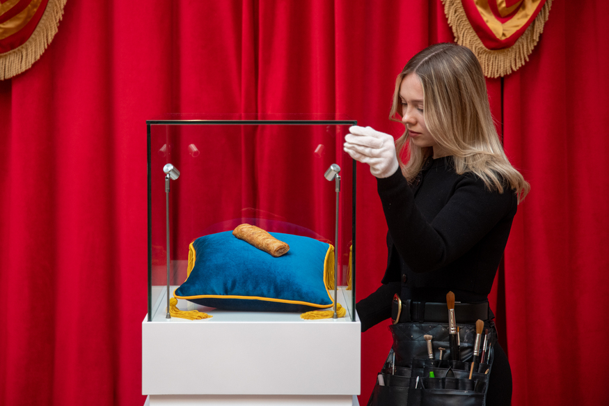 Greggs Sausage Roll Immortalised As Madame Tussauds Waxwork | Londonist