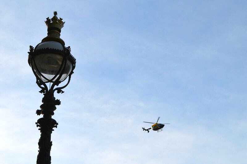 Autogyros Of London: How The Police Hovered Over The Battle Of Cable ...