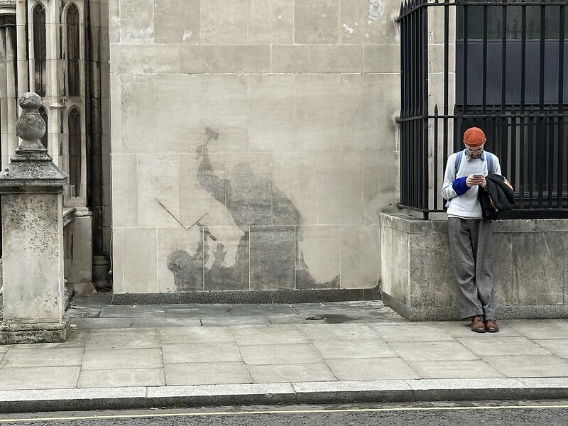Banksy Artwork On Royal Courts Of Justice Covered Over | Londonist